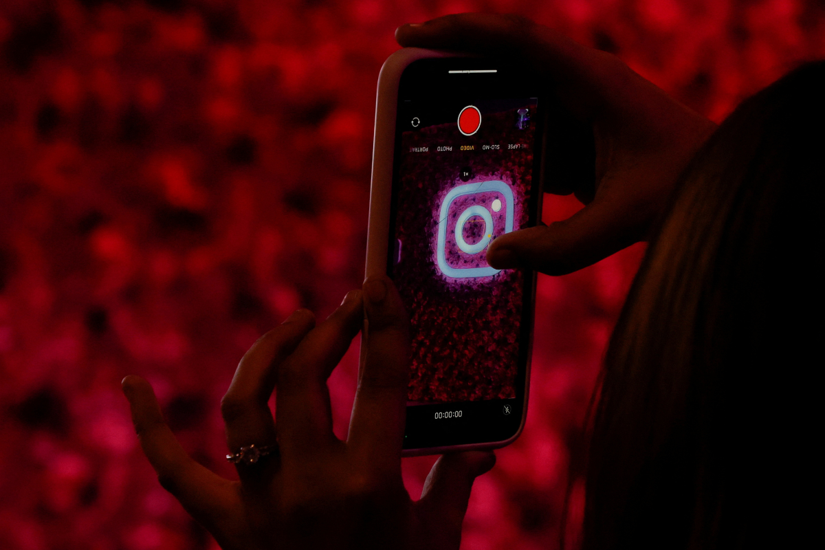 teiss - News - Meta's Facebook, Instagram back up after global outage